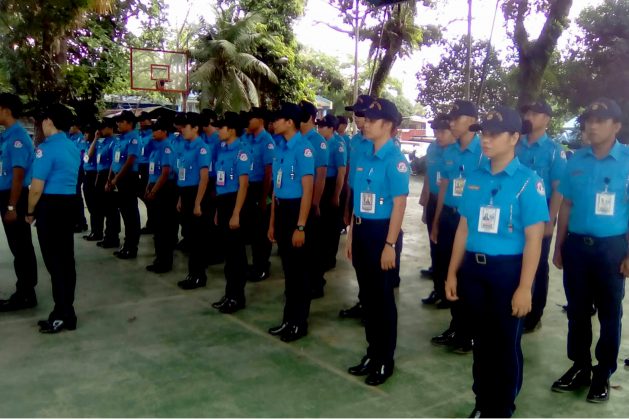 Mga interns sa PDEA-XI motudlo sa mga estudyante - RMN Networks