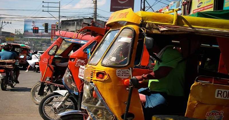 motorela-sa-CDO-with-dxcc-sticker - RMN Networks