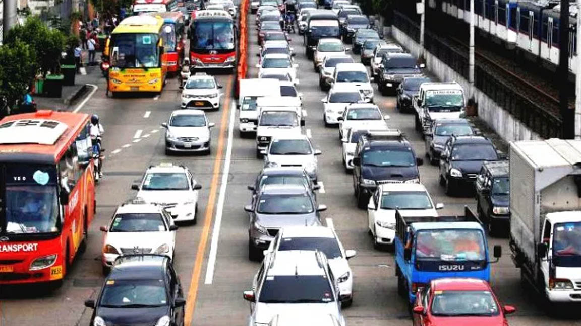 SASAKYAN-CAR-EDSA-2 - RMN Networks