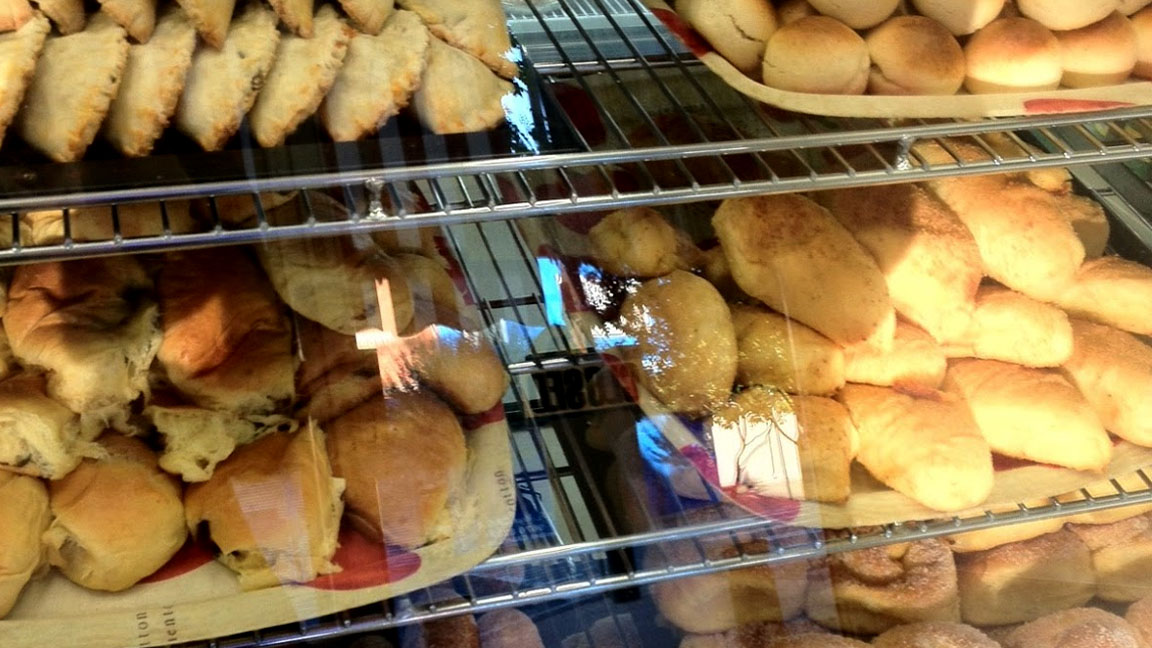 TINAPAY-BREAD-1 - RMN Networks