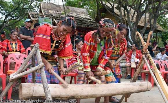 politiko-traditional-attire - RMN Networks