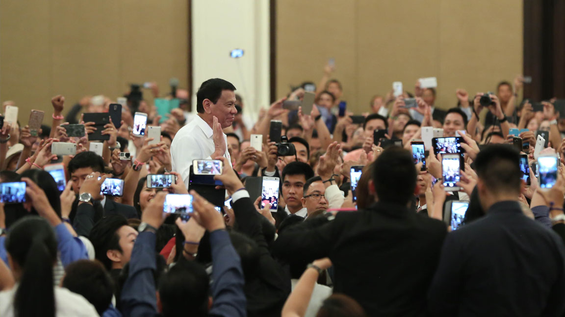 DUTERTE TAO SMILE - RMN Networks