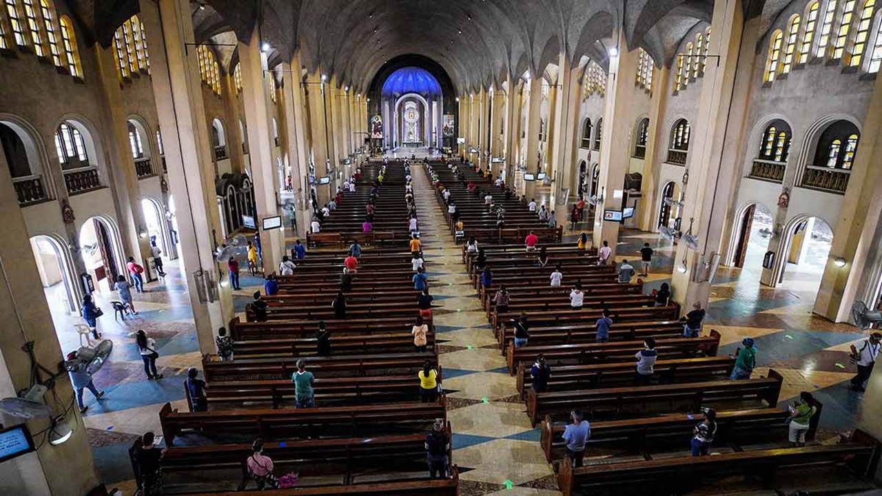 Baclaran Church, naghahanda na sa pagtaas ng seating capacity sa loob ...