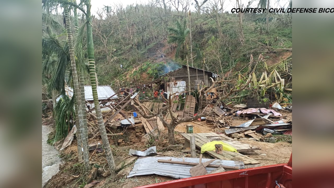 Bilang ng mga nasawi dahil sa Bagyong Rolly sa Bicol Region, nasa 19 ...