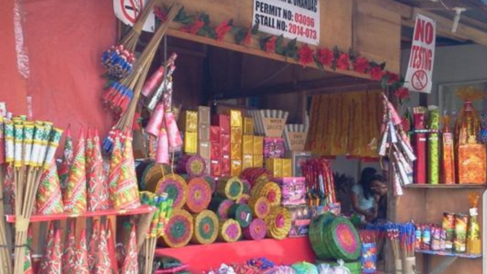 Pagbebenta at paggamit ng paputok ngayong kapaskuhan, ipinagbawal ng ...