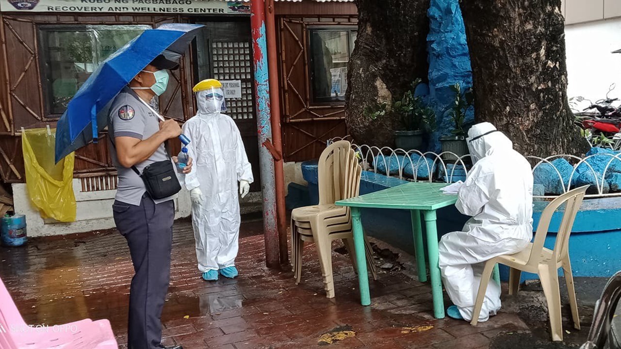 Pharmally excutives na sina Mohit Dargani at Linconn Ong, posibleng ...