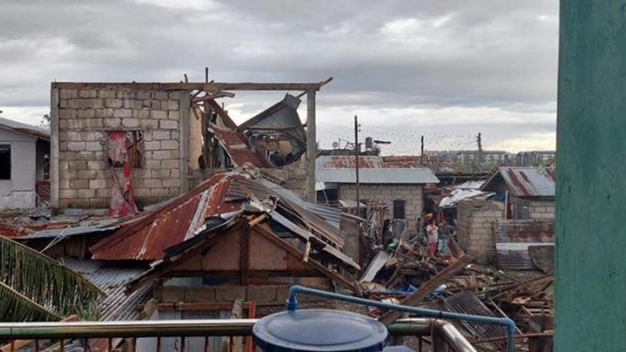 Pamahalaan, tiniyak ang tuloy-tuloy na tulong sa mga nasalanta ng Bagyong Odette - RMN Networks