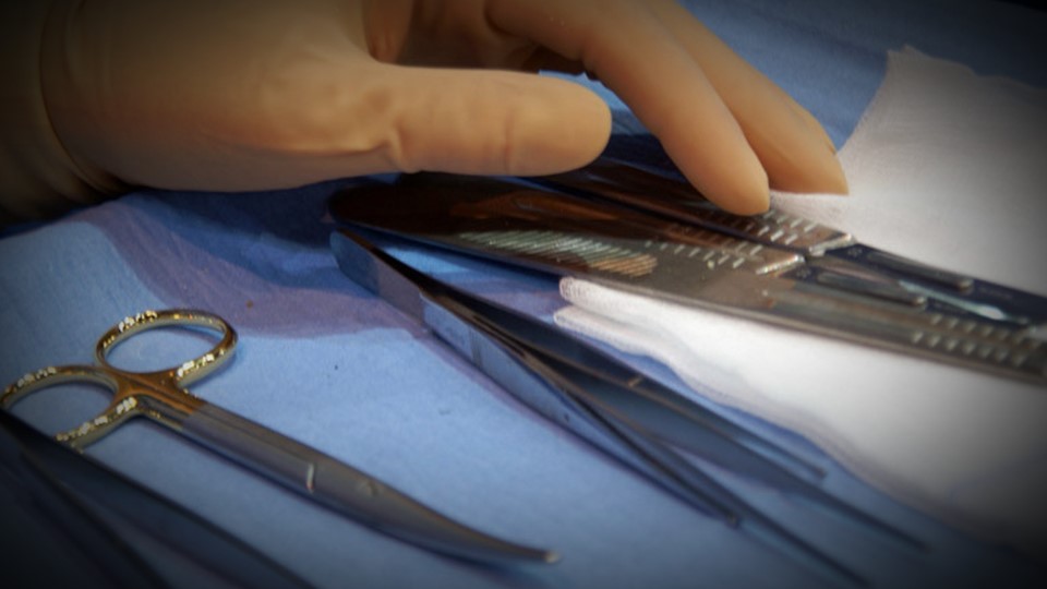 Panganib na dulot ng tradisyunal na pagtutuli, ibinabala ng mga doktor ...