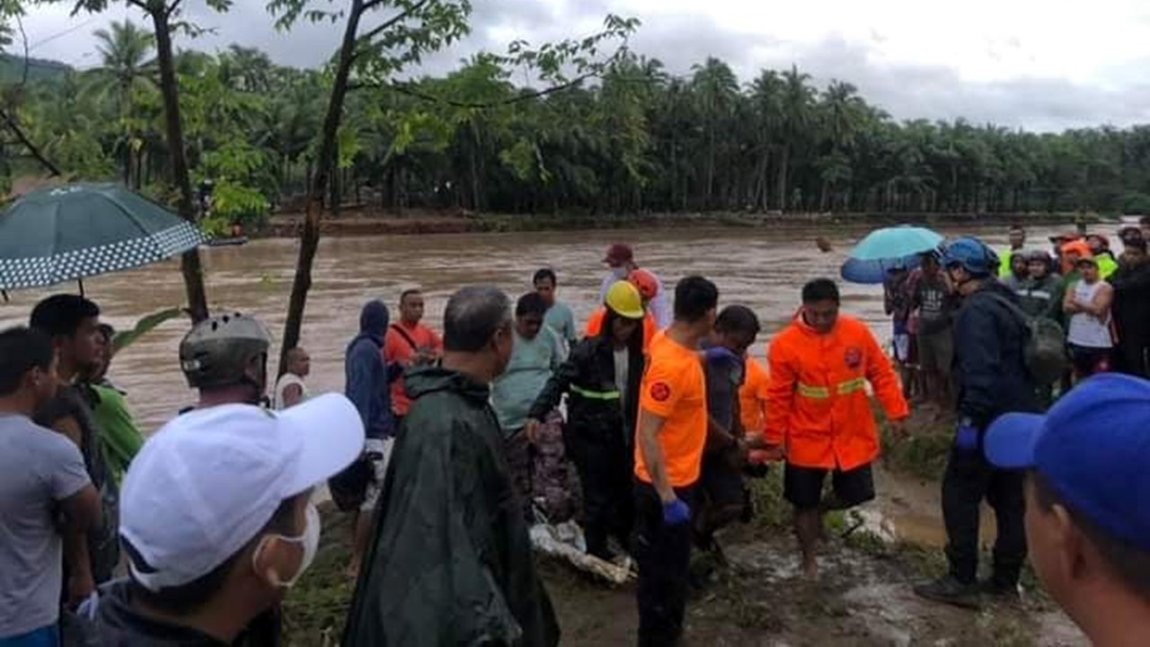 Naitatalang nasawi ng NDRRMC dahil sa Bagyong Agaton, umabot na sa 43 - RMN Networks
