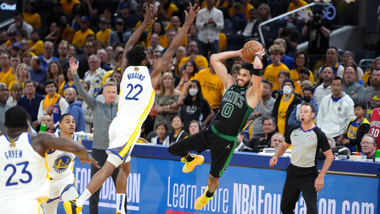 GSW, target nang tapusin ang serye sa Game 6 at maiuwi ang kampeonato ...