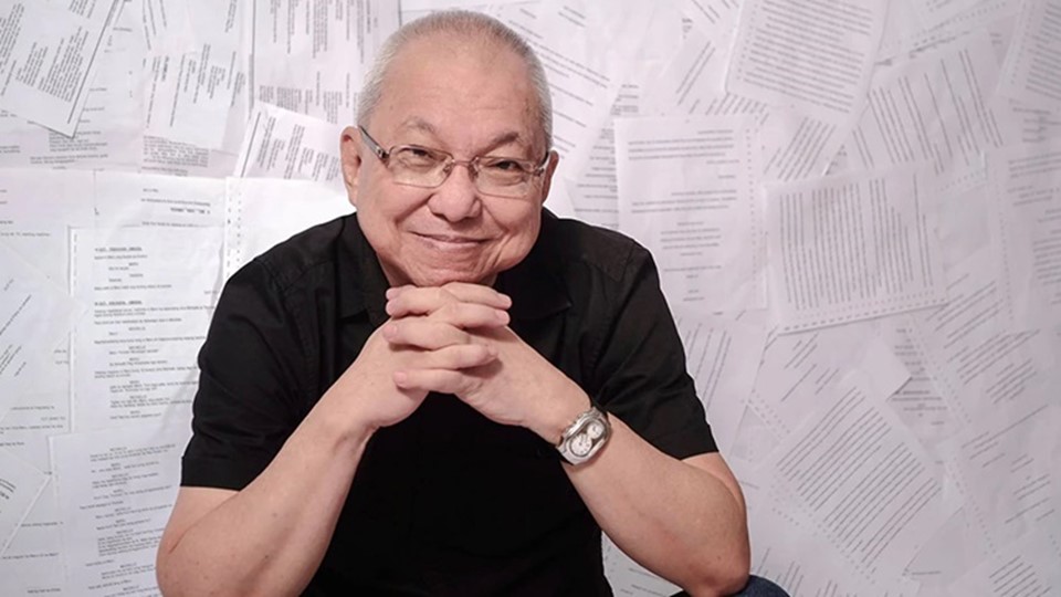 Batikang manunulat na si Ricky Lee, ikinatuwa ang pagkakasama bilang ...