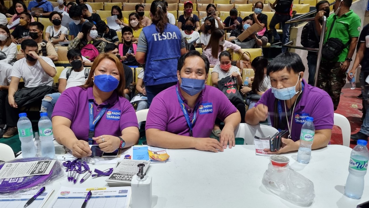 Pasay City Mayor Emi Calixto Rubiano, ikinatuwa ang pagsuporta ng DZXL Radyo Trabaho sa ...