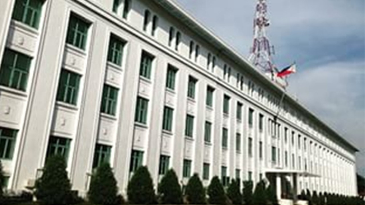 Admin aide sa Malacañang, nasawi matapos mahulog sa 4th floor ng Mabini ...