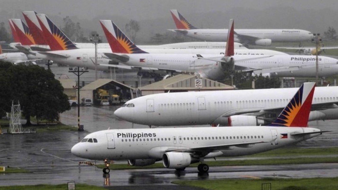 Pamasahe sa eroplano, bababa sa susunod na buwan kasunod ng pagbaba sa ...