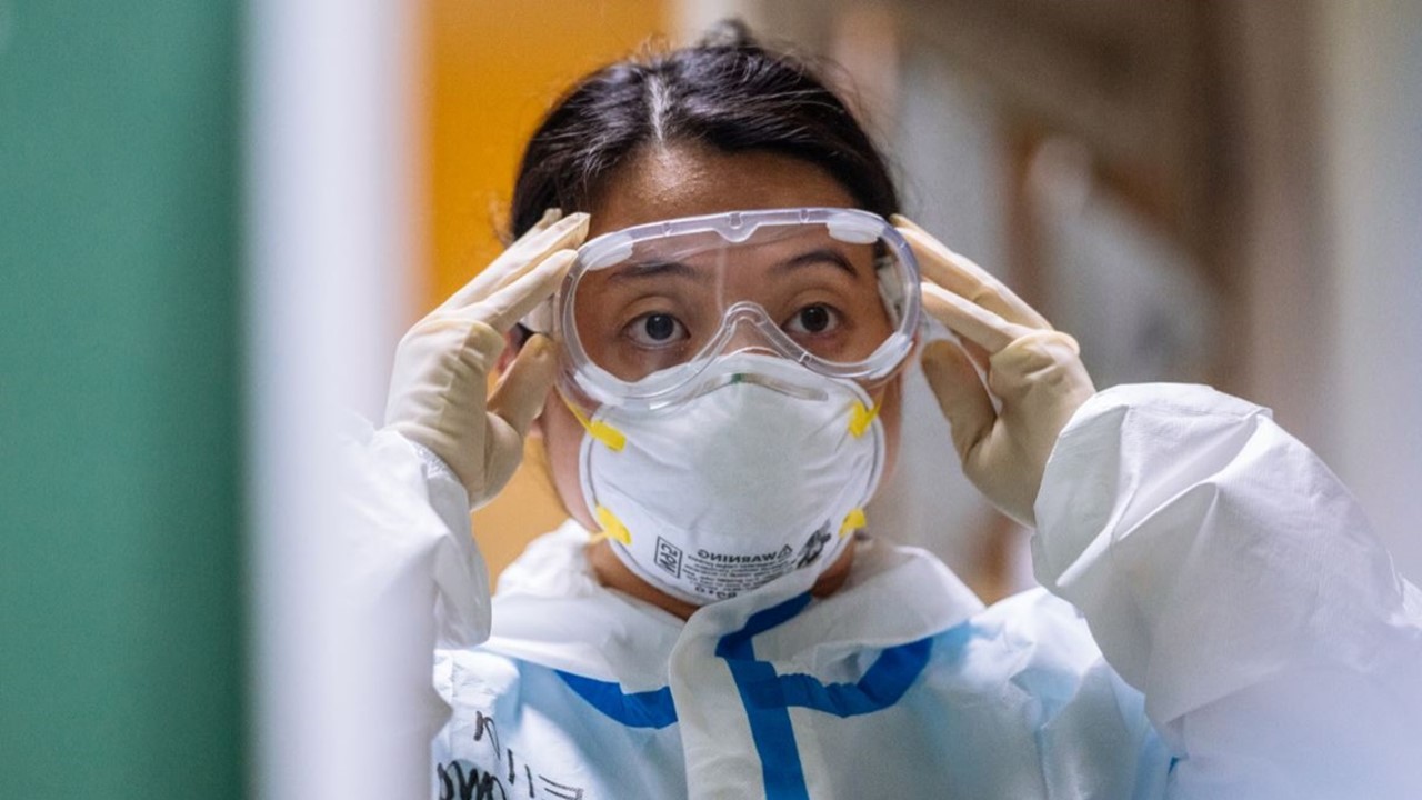 Pagtatrabaho sa abroad ng mga health worker, dapat nang kontrolin ng ...