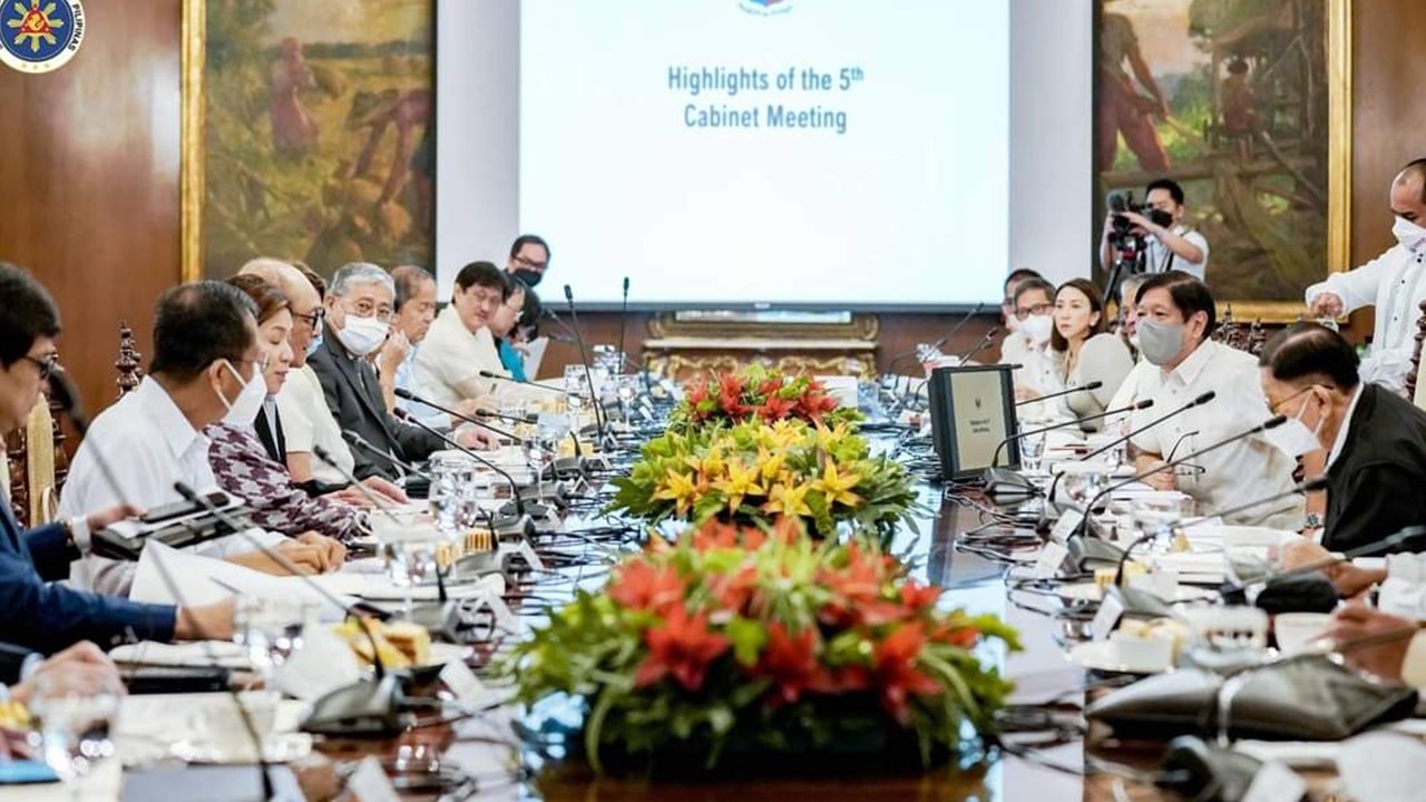 Cabinet meeting ngayong araw, sumentro sa programa at proyekto ng DMW ...