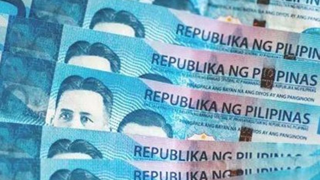 Halaga ng utang na iniwan ng Duterte administration, pumalo sa 12.79 ...