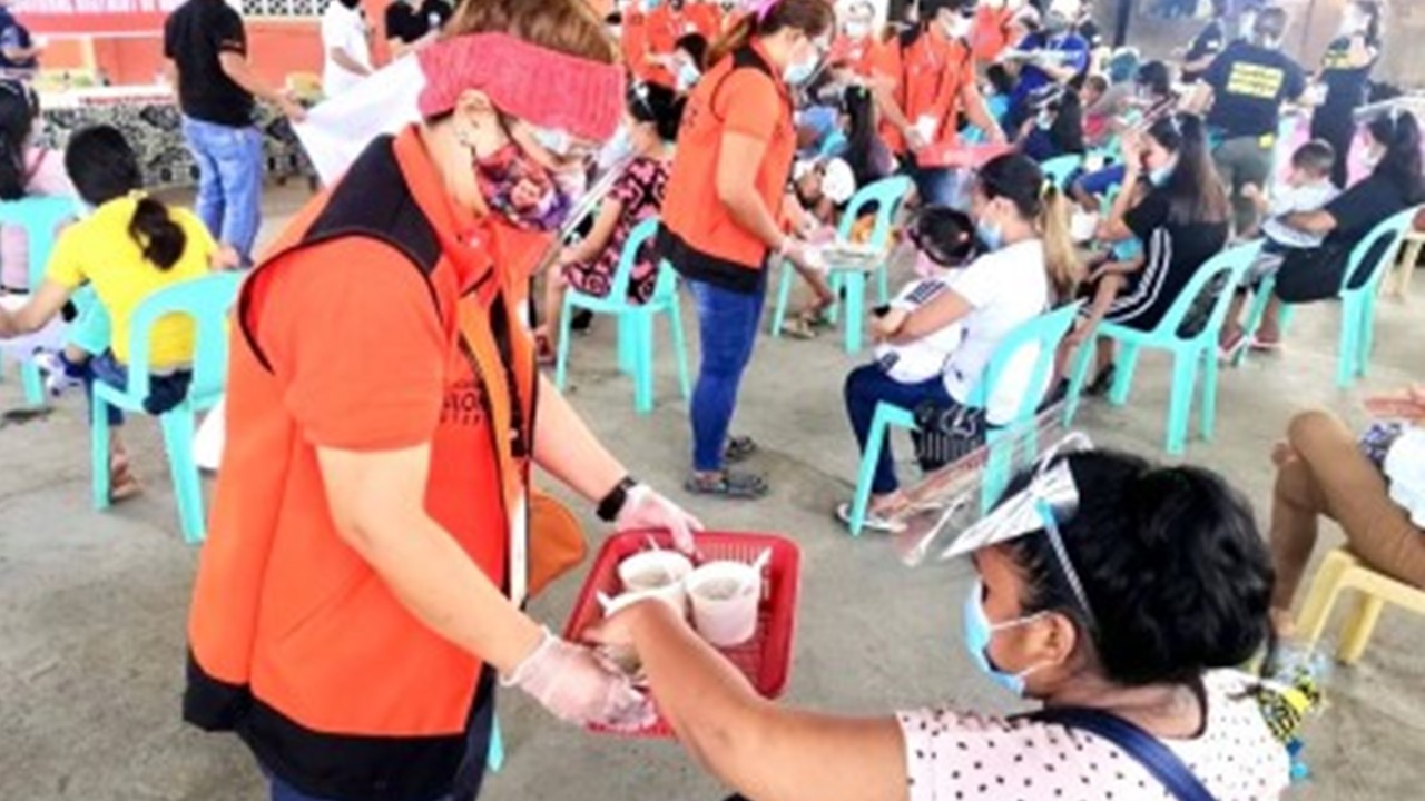 Pagpapalawak sa sakop ng feeding program ng pamahalaan, inihirit sa ...