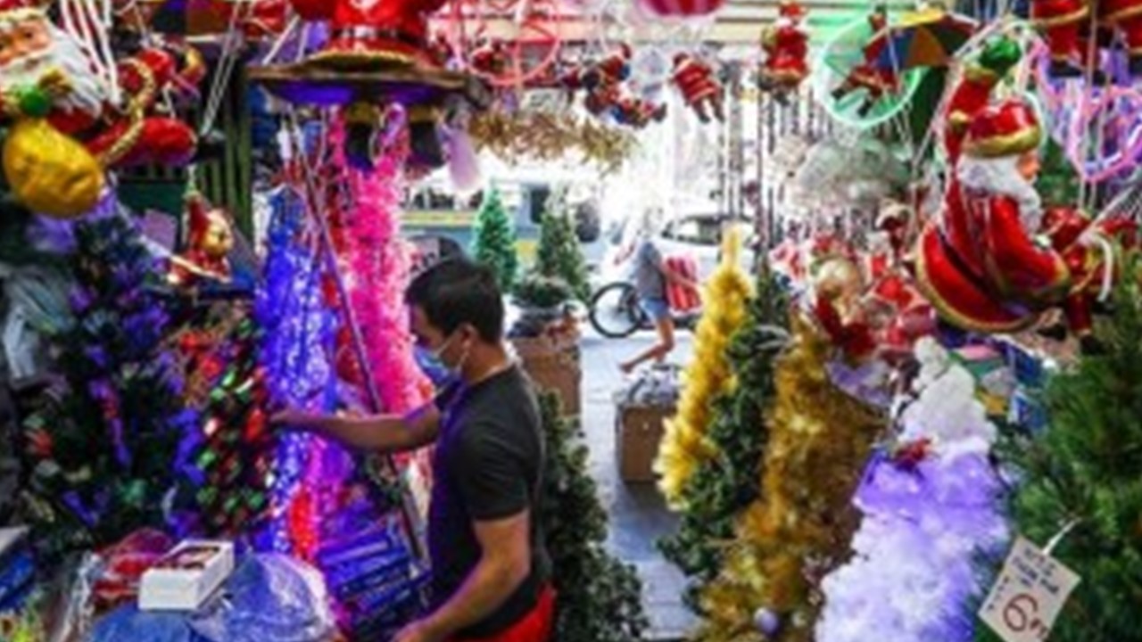 Mga mamimili sa Divisoria ng Christmas decorations, dumarami na! - RMN Networks