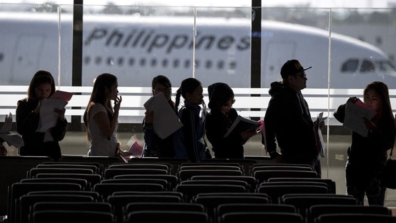 Bilang ng mga pasahero sa eroplano ngayong Undas 2022, posibleng tumaas sa 10% - DOTr - RMN Networks