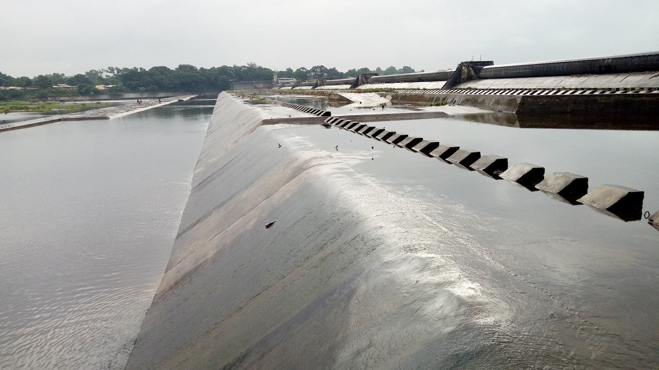 Bustos dam sa Bulacan, nagsimula nang magpakawala ng tubig dahil sa pag ...