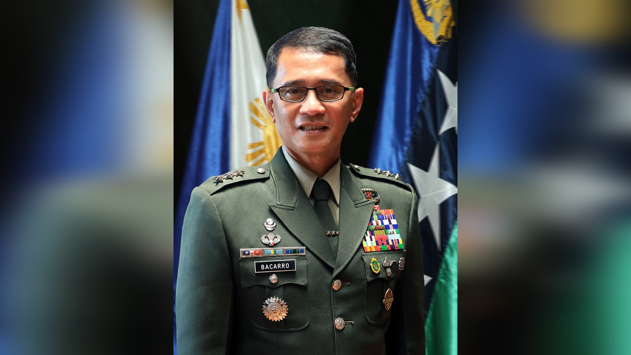 Dating AFP Chief Lt. Gen Bartolome Bacarro, posibleng mabigyan nang ...