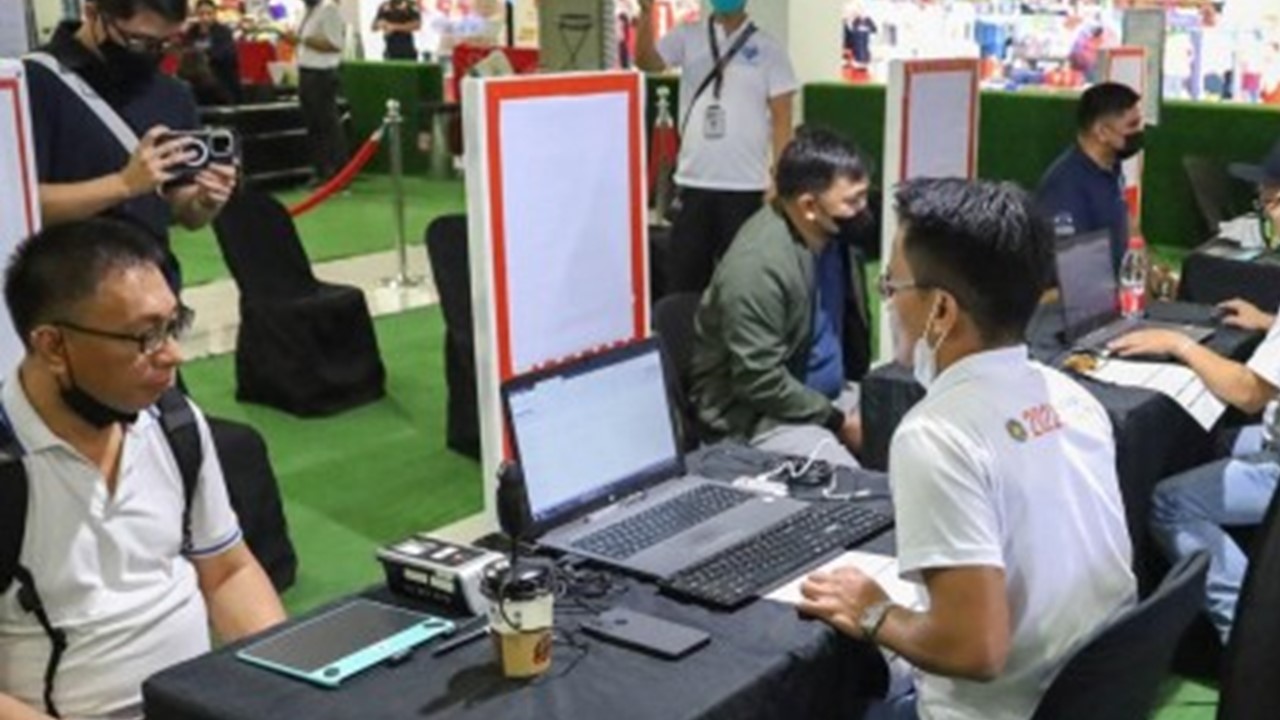 Pagboto sa mga mall, isinulong sa Kamara - RMN Networks