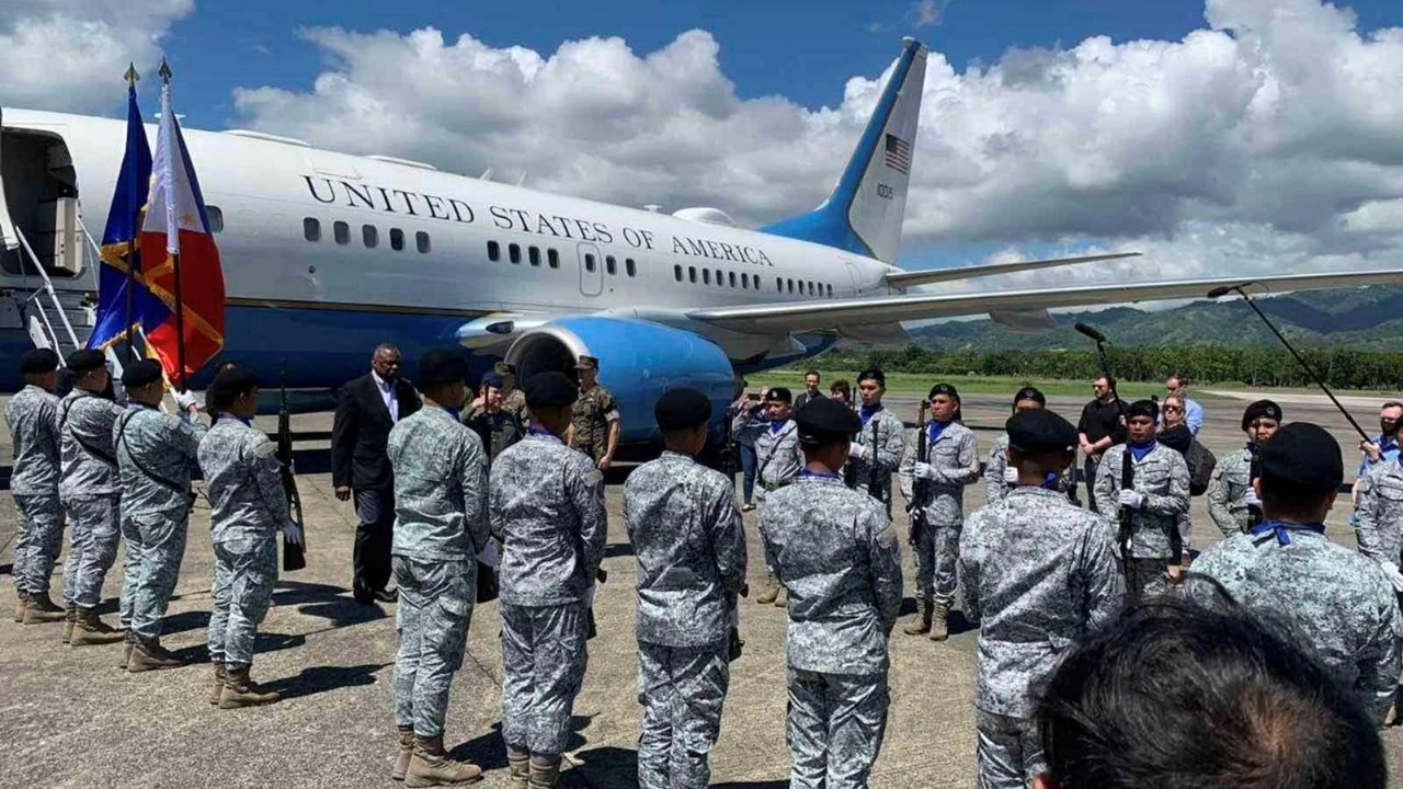 US Secretary of Defense Lloyd Austin, binisita ang AFP-WESMINCOM - RMN ...