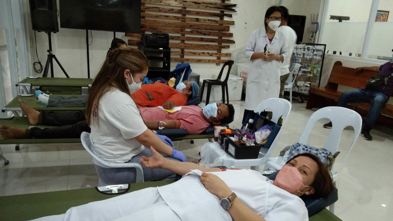 Blood donation drive, mangrove planting at clean-up drive ng DYRI RMN ...