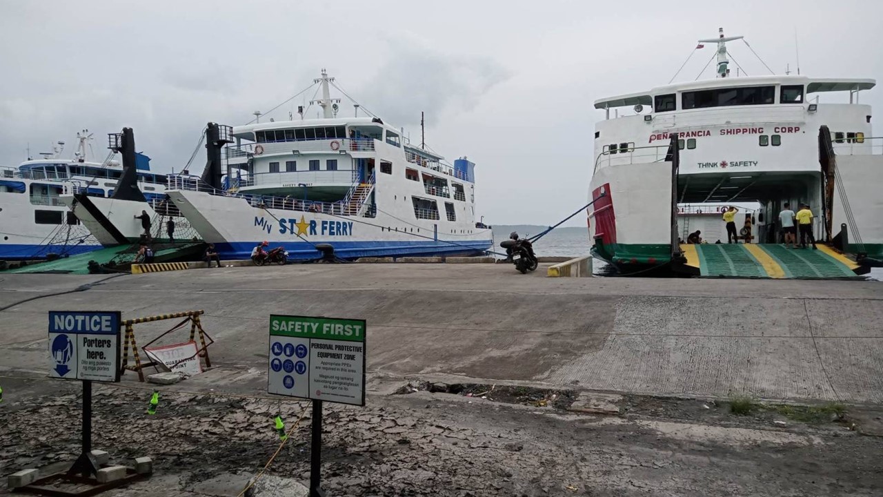 Mga turista, pinayuhang huwag tumuloy sa kanilang bakasyon lalo’t kung ...