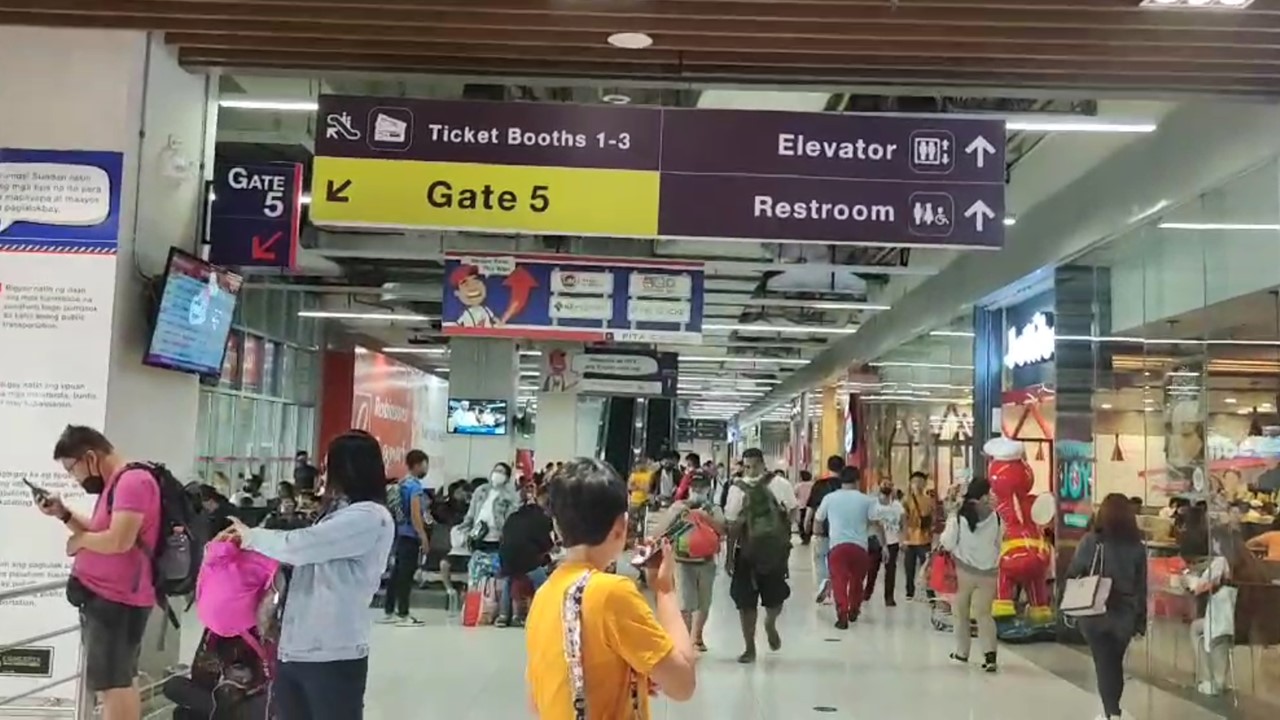 Mas kaunting pasahero, naitala sa PITX ngayong Palm Sunday - RMN Networks