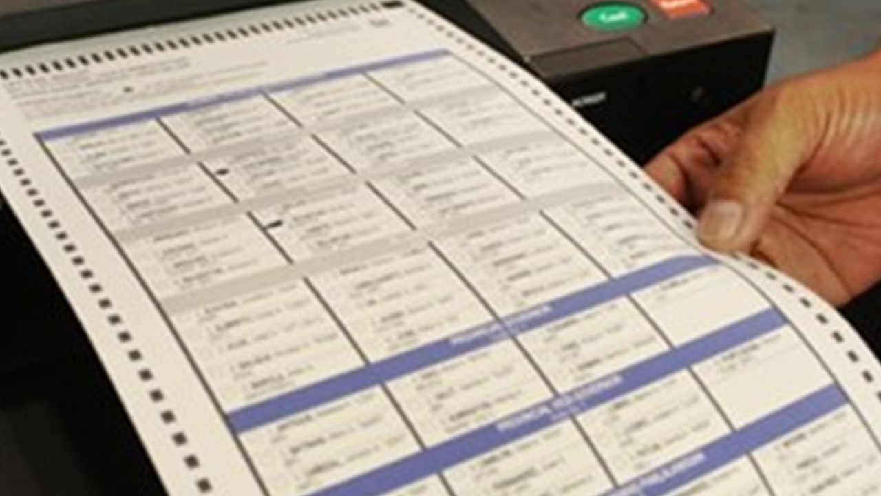 92 milyong balota, na-imprenta na ng COMELEC para sa paghahanda sa ...