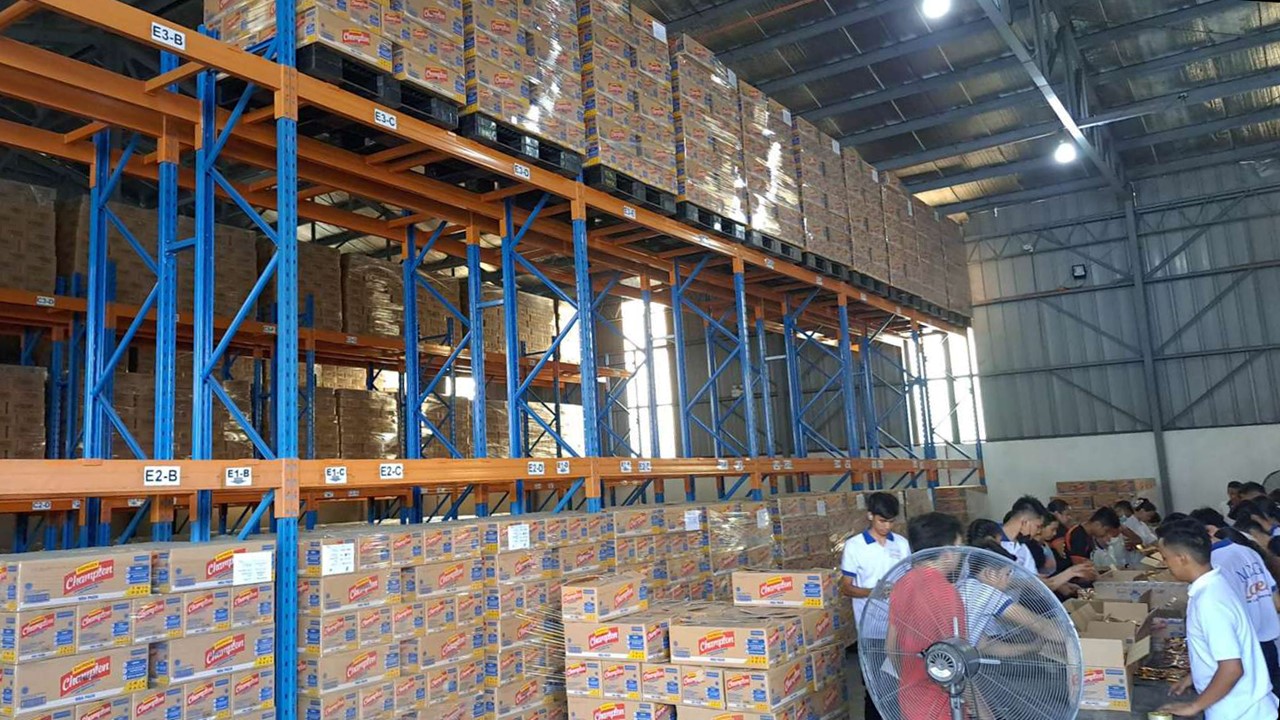 Supply ng relief goods para sa tatamaan ng bagyo, sapat ayon sa DSWD ...