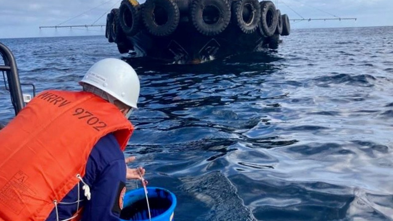 Mahigit ₱400-M ayuda, ipinagkaloob sa mga naapektuhan ng oil spill sa Oriental Mindoro - RMN ...