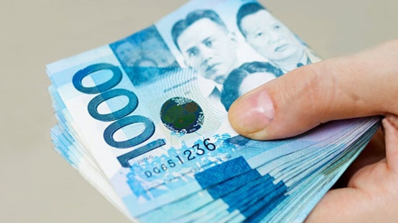Pagbibigay ng 14th month pay sa lahat ng empleyado sa bansa, isinulong ...