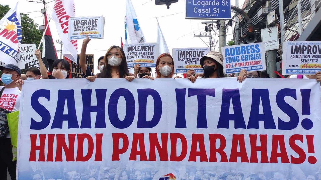 Mga progresibong grupo, nagkilos-protesta sa Mendiola sa Maynila ...