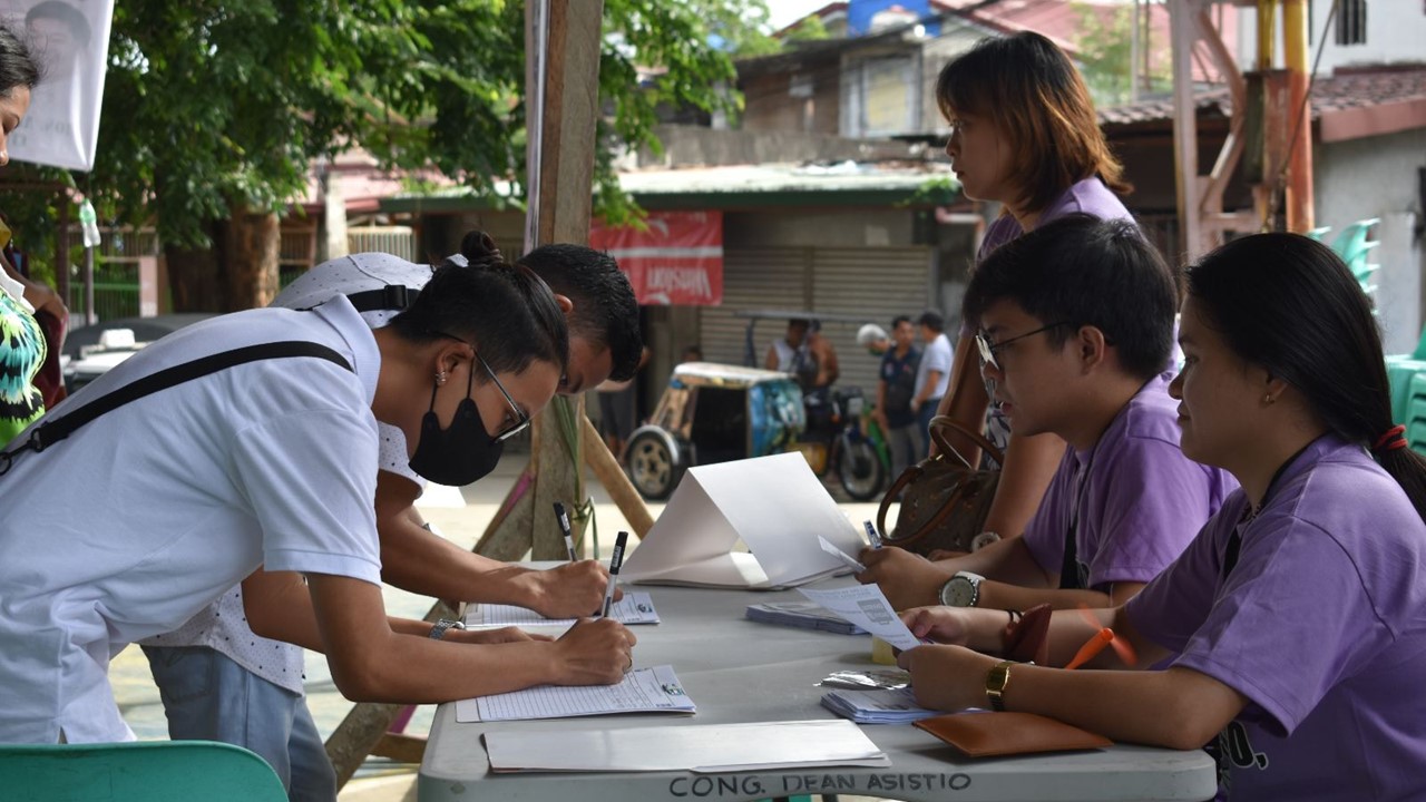 Barangay Mini Job Fair ng DZXL 558 Radyo Trabaho, all set na ngayong ...