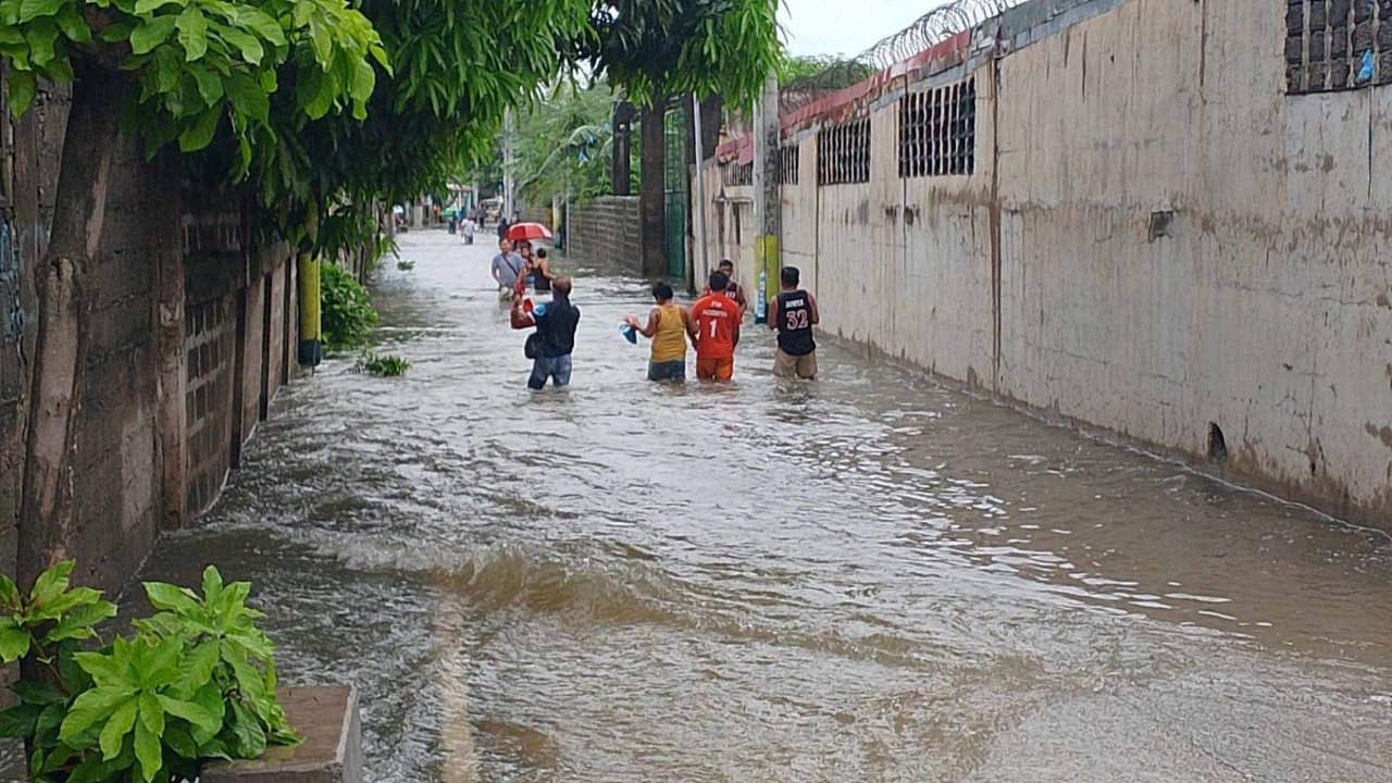 Resolusyon para sa "emergency transfer” ng mga estudyanteng apektado ng kalamidad, aprubado na ...