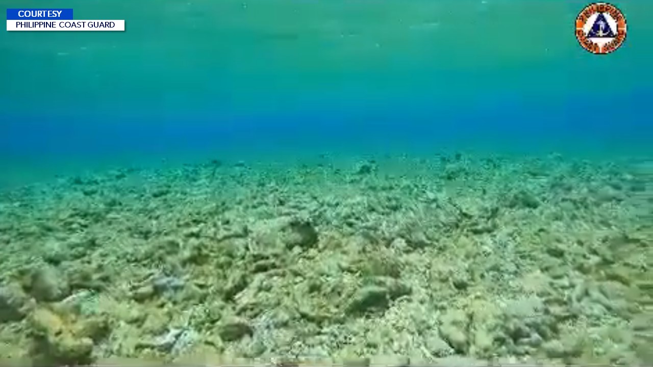 Pagsira ng mga Chinese militia vessels sa mga bahura sa Rozul Reef at ...