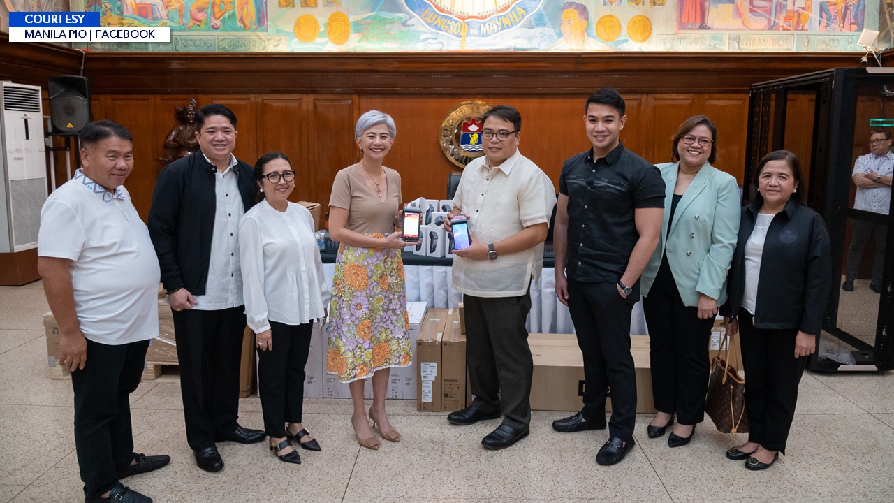 Manila LGU, nakatanggap ng mga bagong handheld devices para single ...