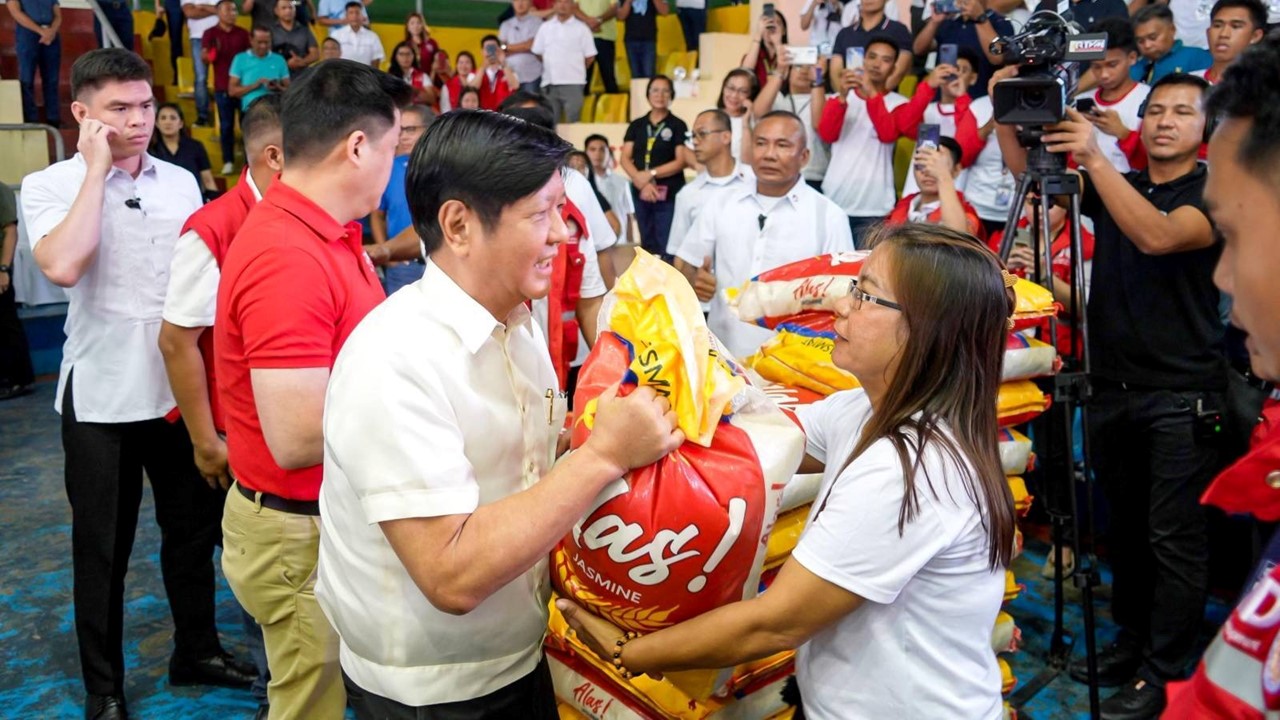 Marcos administrarion, hangad na magkaroon ng bansang walang nagugutom at naghihikahos - RMN ...