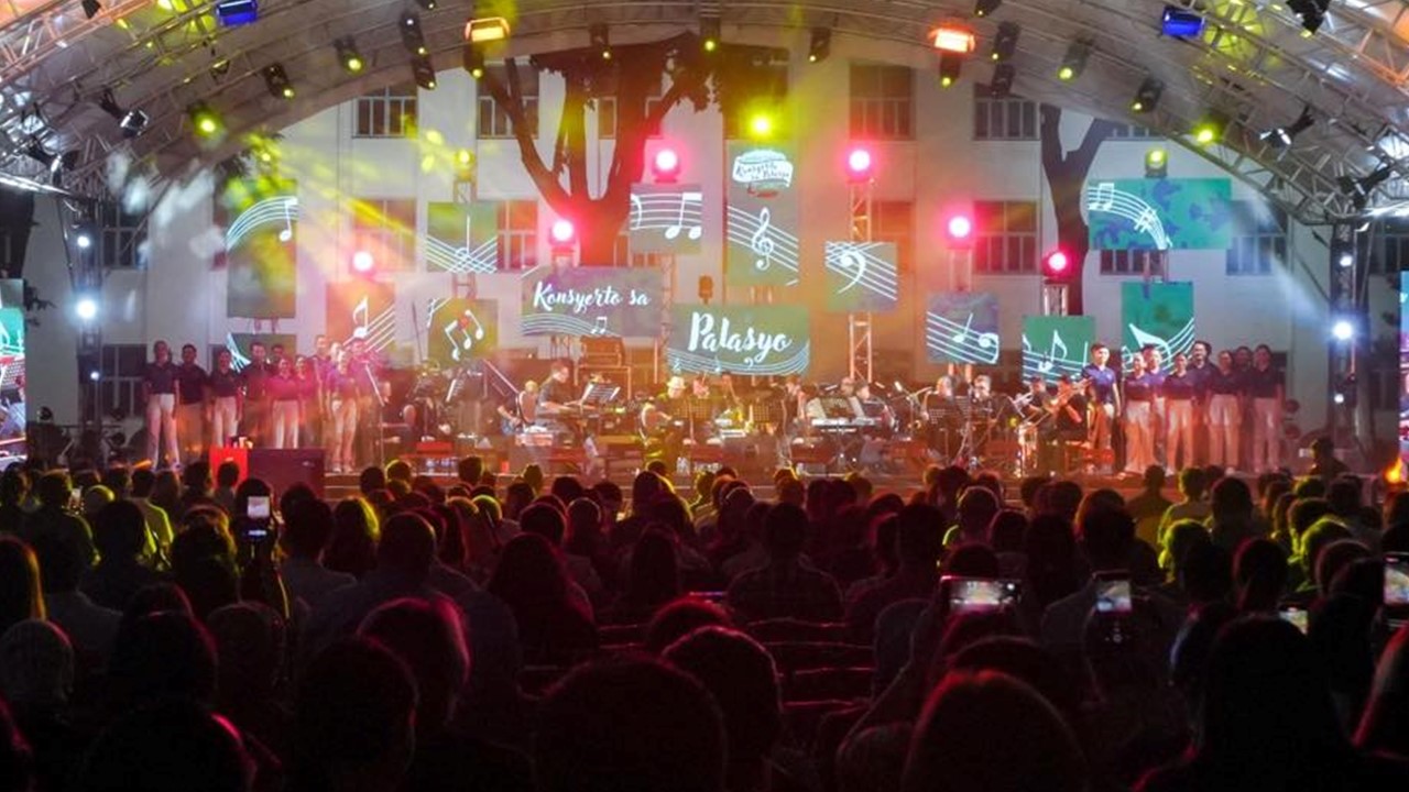 Dedikasyon at kasipagan ng mga guro sa Pilipinas, kinilala ng ...