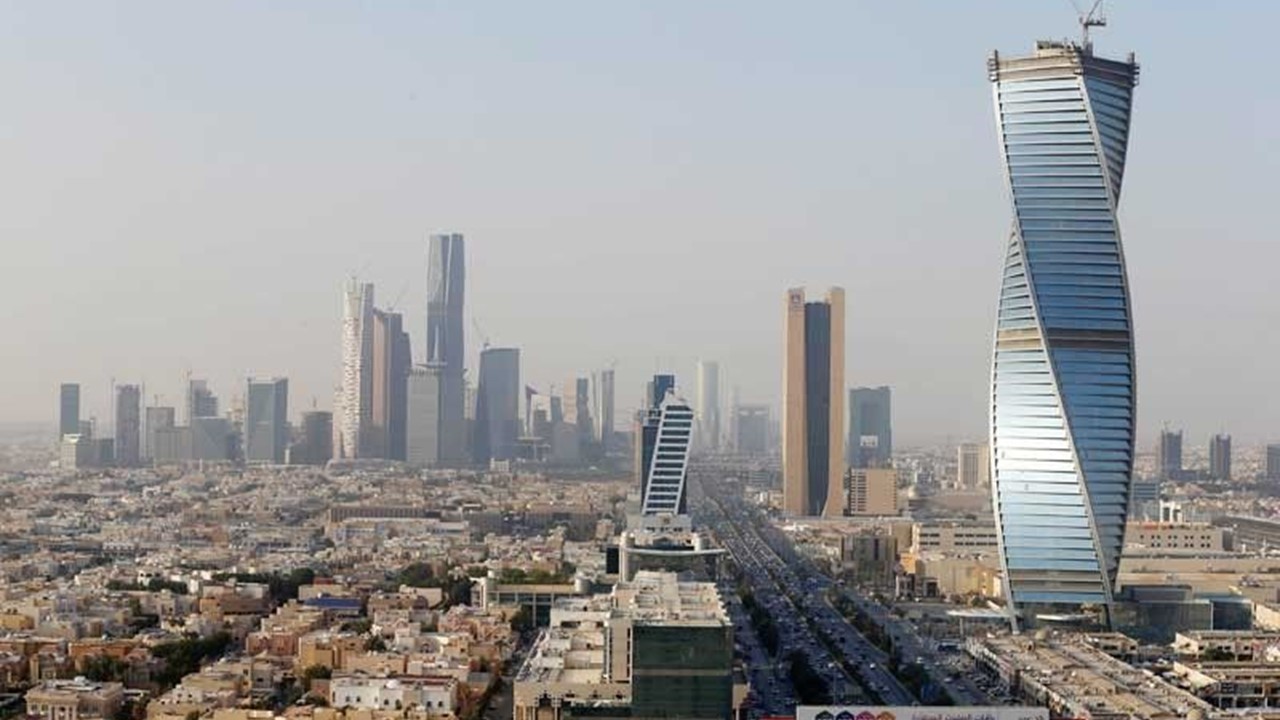 Unpaid claims ng 300 OFWs na nawalan ng trabaho sa Saudi Arabia, matatanggap na sa mga susunod ...