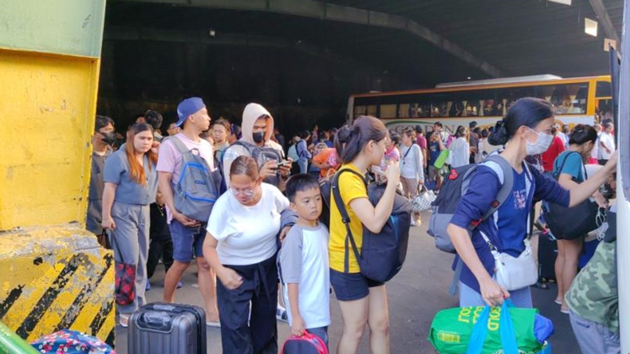 Diskwento sa pamasahe sa mga estudyante, ipinaalala ng senador na uubra pa rin ngayong Holy Week ...