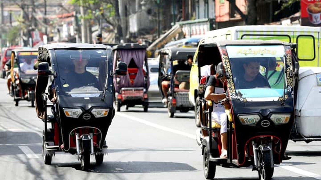 Pangulong Marcos, ipinatitigil muna ang paghuli sa mga e-bike at e ...