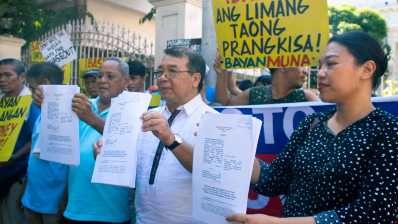 Petisyon para maglabas ng TRO ang Korte Suprema sa PUV Modernization Program, inihain ng PISTON ...