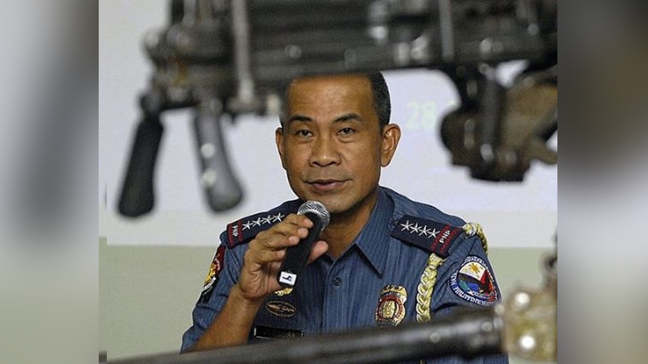 Dating PNP Chief Gen. Jesus Versoza at iba pang matataas na opisyal ng ...