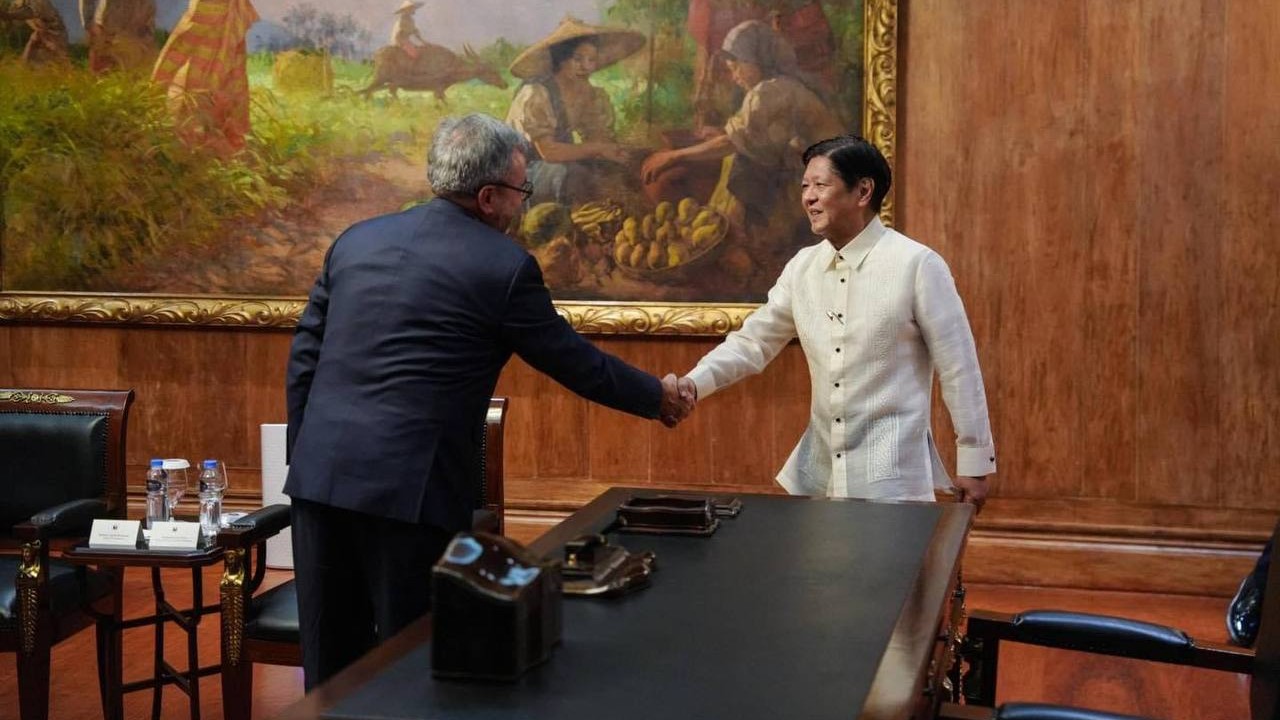 Outgoing European Ambassador, ginawaran ng Order of Sikatuna rank ni ...