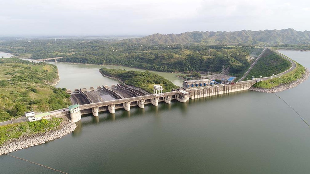 Dalawang gates ng Magat Dam, nakabukas bilang paghahanda sa ulang ...