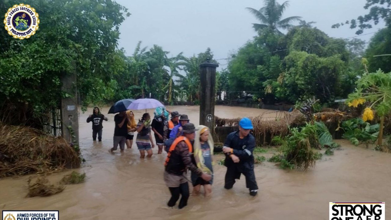 AFP, nagpakalat na rin ng mga tauhan para umagapay sa mga biktima ng Bagyong Kristine - RMN Networks